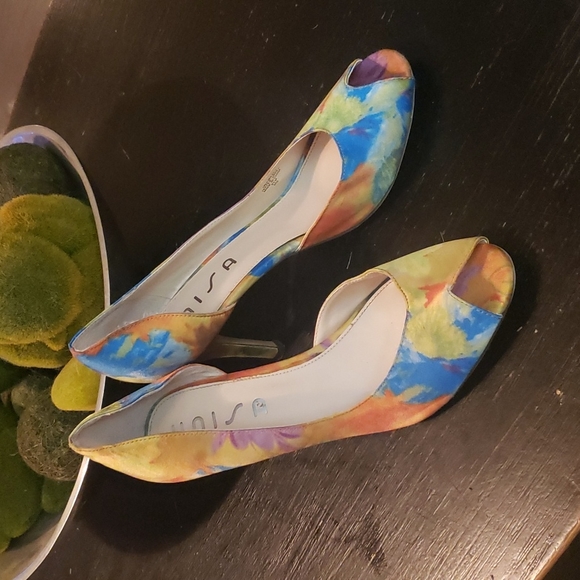 Unisa | Shoes | Unisa Multicolor Satin Heels 9 2 | Poshmark